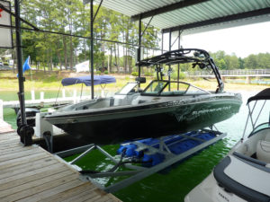 Boat Lifts – HydroHoist Alabama